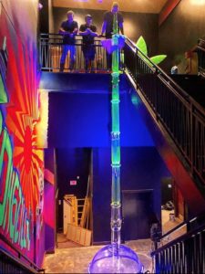 Bongzilla, de 7 meter hoge bong (wereldrecord)! - CNNBS.nl