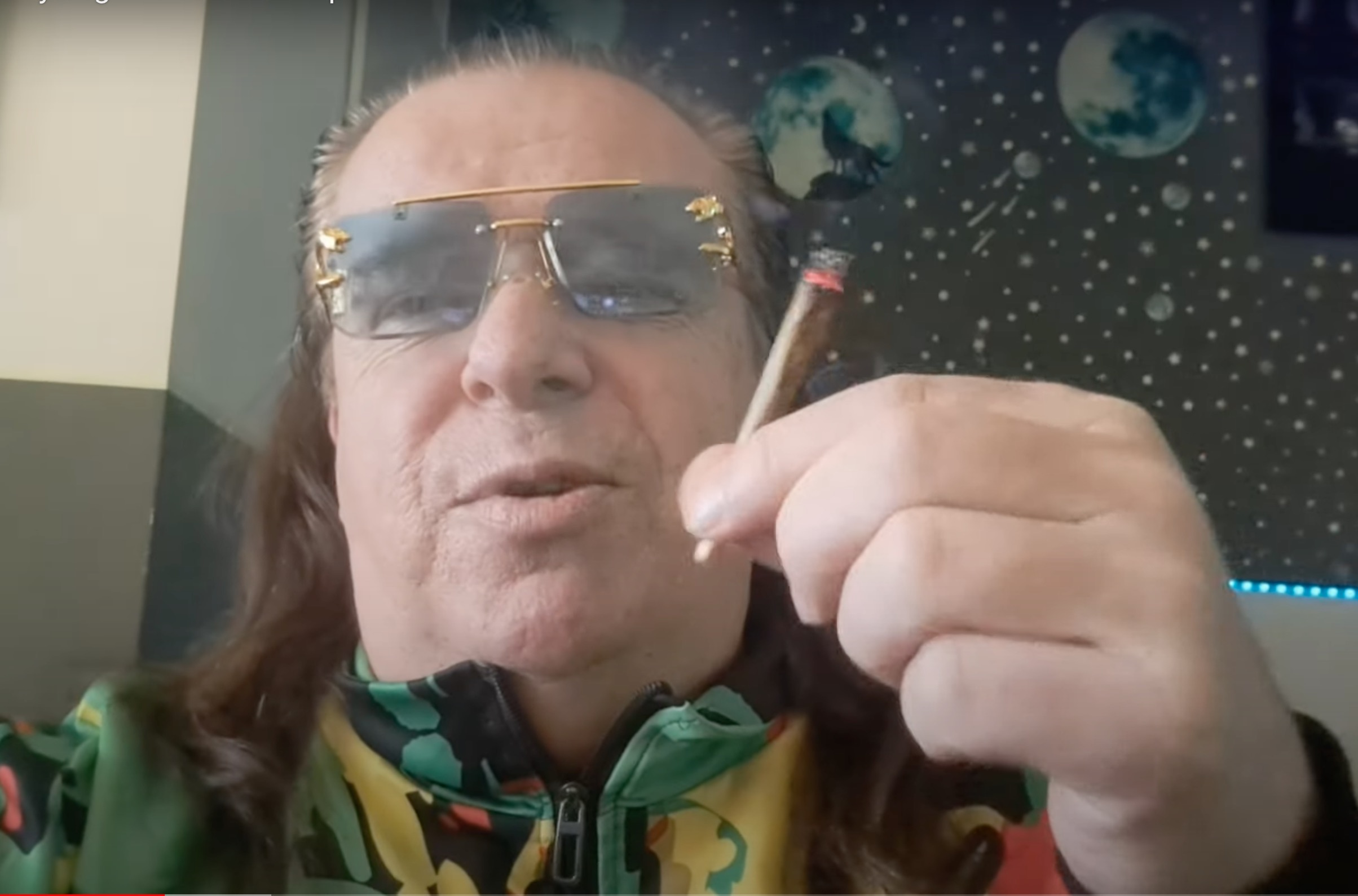 Lach je de pleuris met Ed & Berry die 'een coffeeshop beginnen' - CNNBS.nl