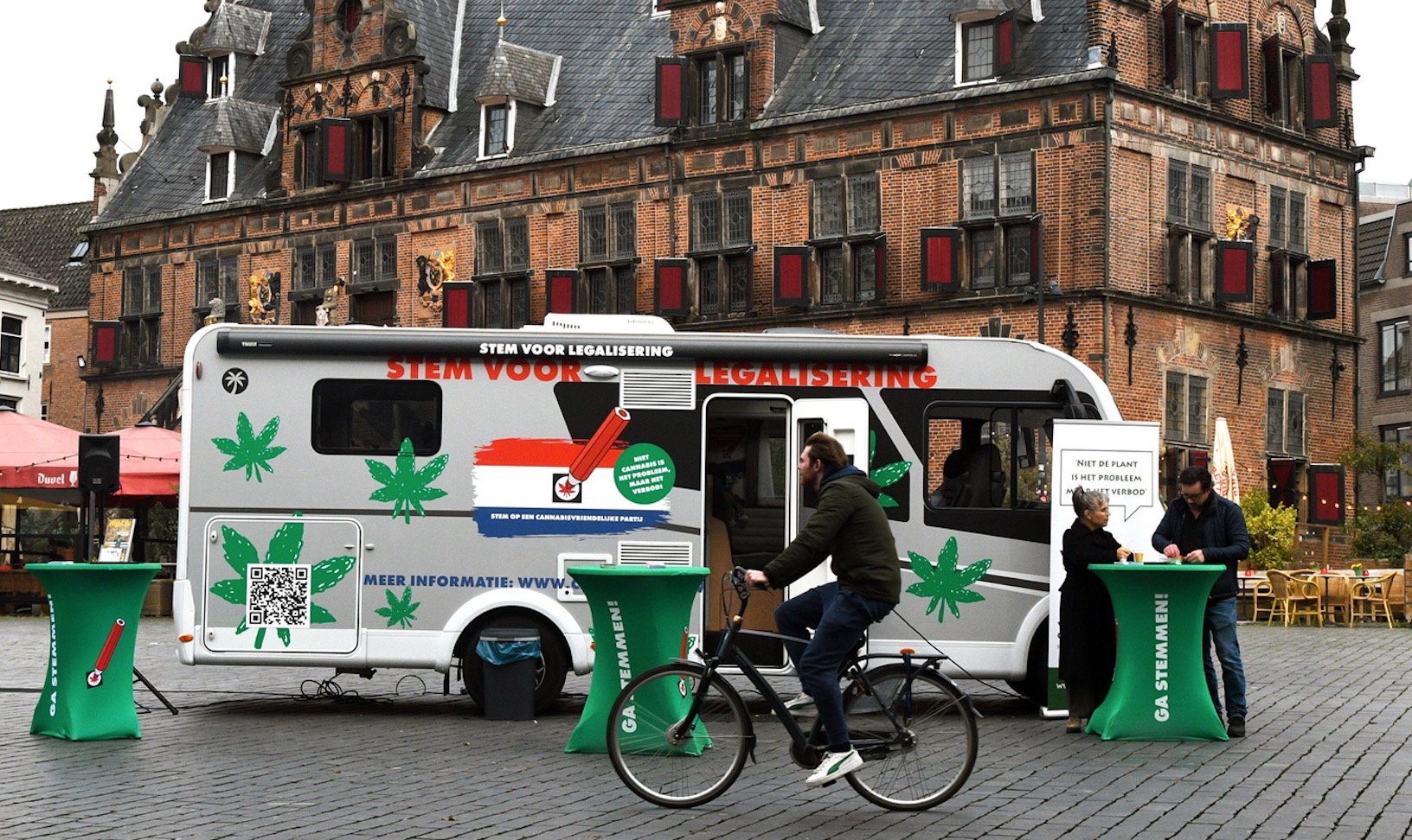 CannaStemBus tour 2025 • 6 steden, 34 gasten, 1626 kilometer - CNNBS.nl