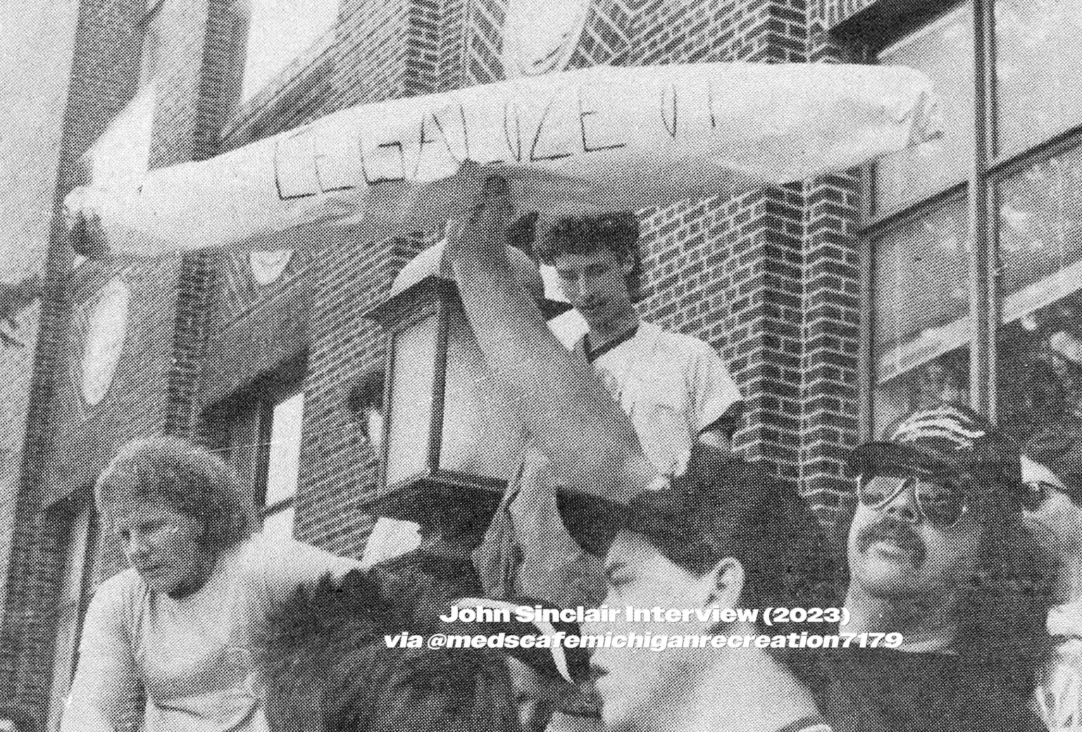 Uniek beeld van 's werelds oudste wietfestival HASH BASH (sinds 1972 ...